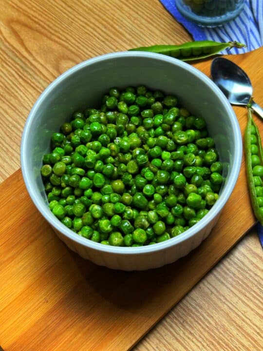 Easy Buttered Peas Recipe | Quick 15-Min Side Dish